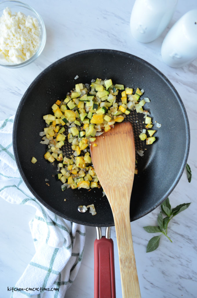 Summer Veggie Omelet Recipe - Kitchen Concoctions