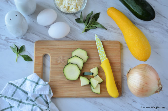 Summer Veggie Omelet Recipe - Kitchen Concoctions